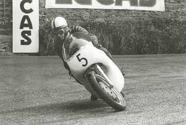 Derek Minter 1960 Senior Photo Preview - iomtt.com: The World's #1 TT ...