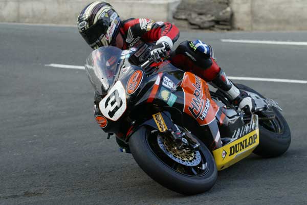 McGuinness takes 12th TT victory - iomtt.com: The World's #1 TT Website