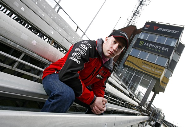 BSB star Karl Harris to make debut at the 2012 Isle of Man TT - iomtt ...