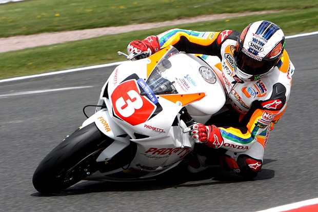Full focus on 2012 TT for John McGuinness after Oulton run - iomtt.com ...