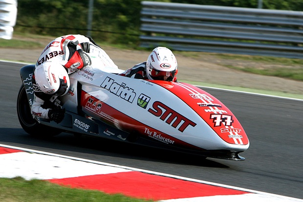 TT star Reeves has storming weekend at Snetterton - iomtt.com: The ...