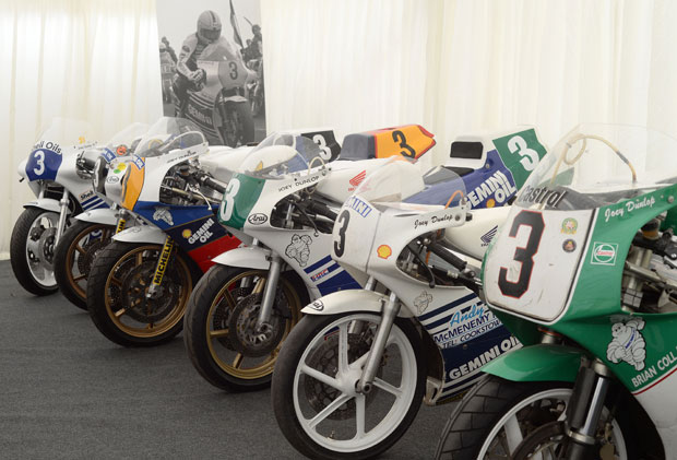Incredible display of Joey Dunlop bikes to celebrate 'Yer Maun' - iomtt ...