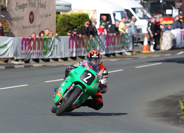 Ryan Farquhar joins UK team for Phillip Island Classic - iomtt.com: The ...