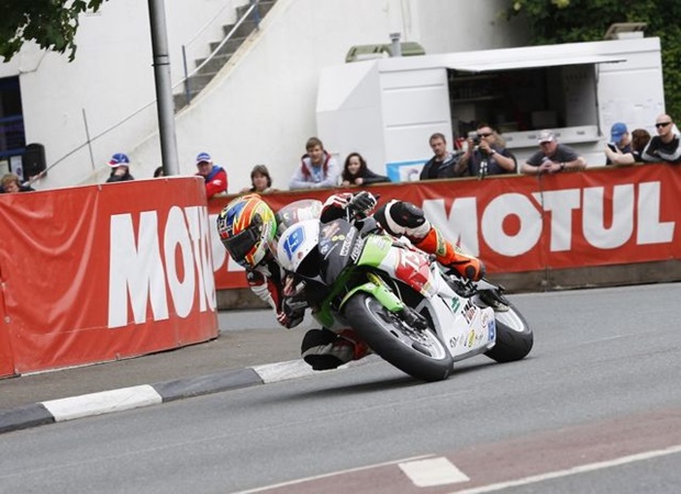 Frustration for Cooper in Supersport Race - iomtt.com: The World's #1 ...