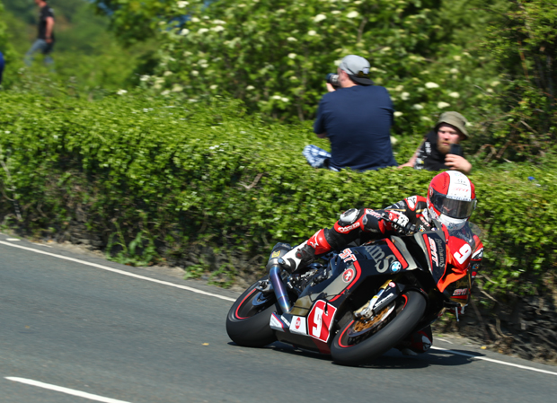 Superb fourth for Rutter in Superstock TT - iomtt.com: The World's #1 ...