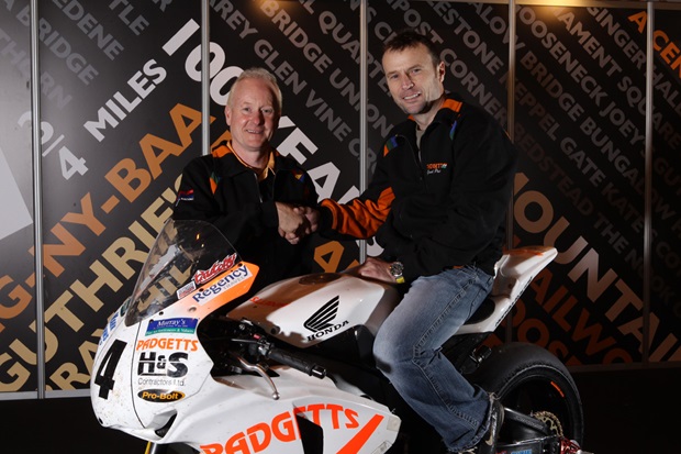 Isle of Man TT winner Bruce Anstey signs for Padgetts Racing - iomtt ...